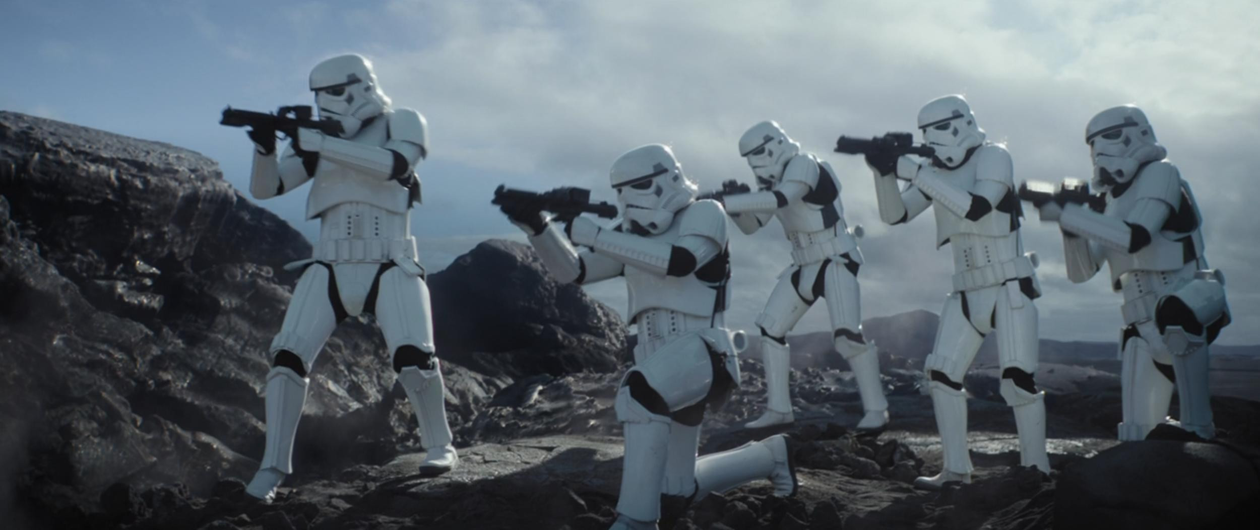 'Star Wars' Fans Aren't Impressed By New Film Trailer: "Looks Like A TV ...